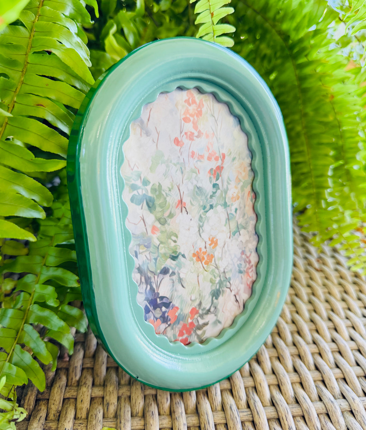 OVAL PHOTO FRAME | Sunny Paige